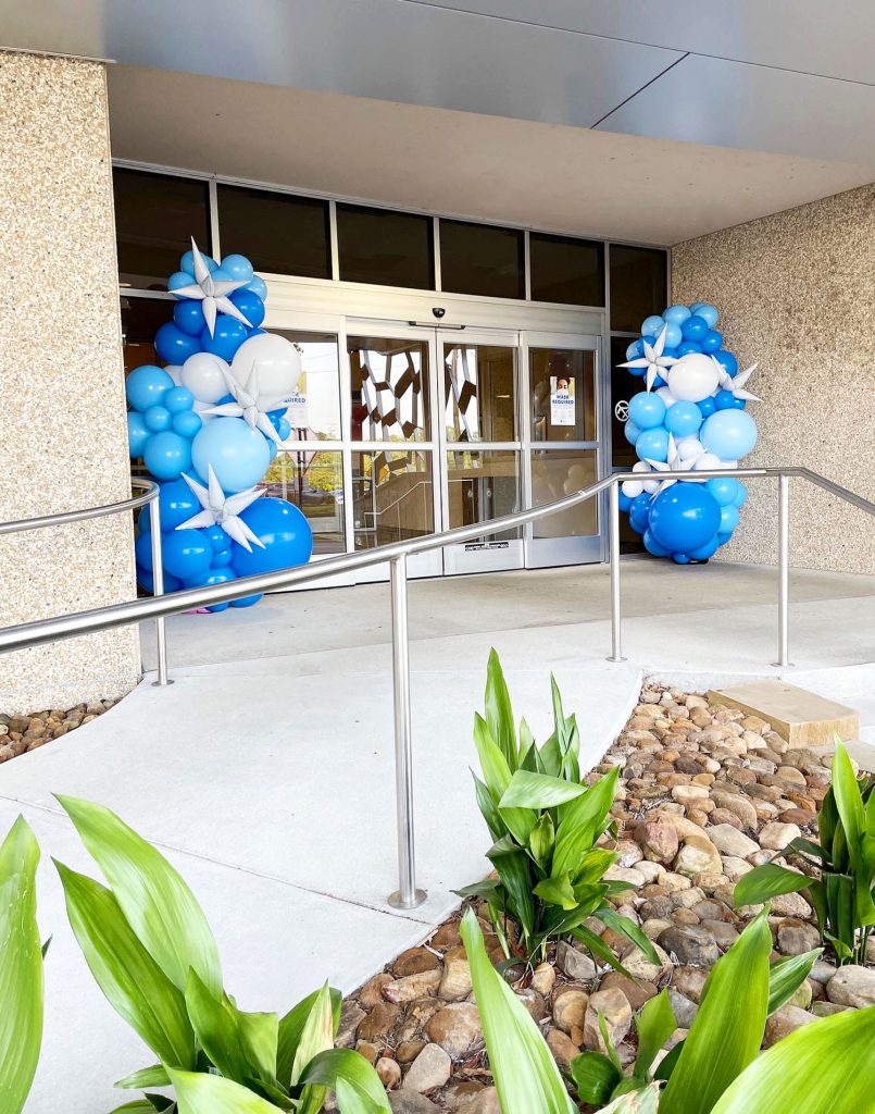 Party Post | Balloon Party & Event Decor | Just Peachy