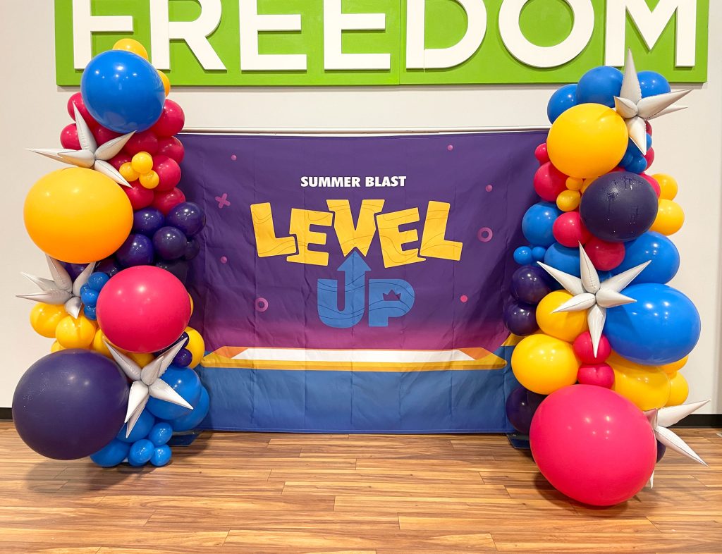 Party Post | Balloon Party & Event Decor | Just Peachy