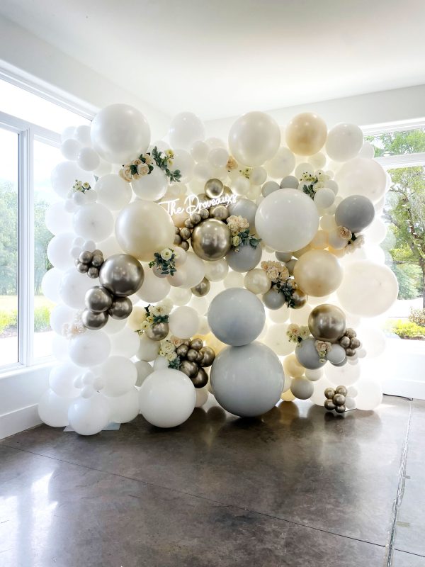 Balloon Wall | Just Peachy