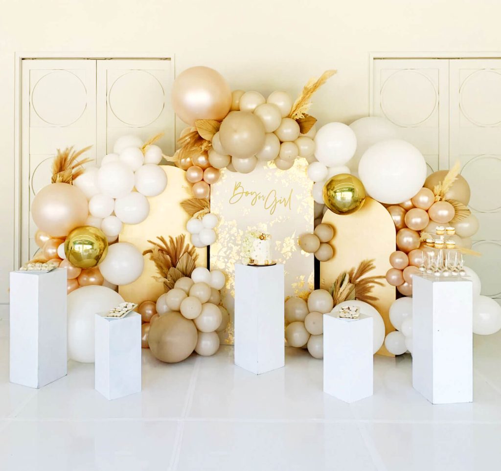 Chiara Arch Walls | Just Peachy