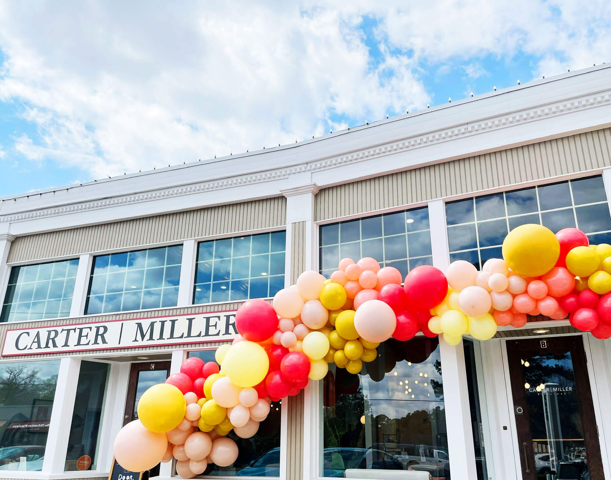 Just Peachy | Custom Balloon Displays | Little Rock, Arkansas