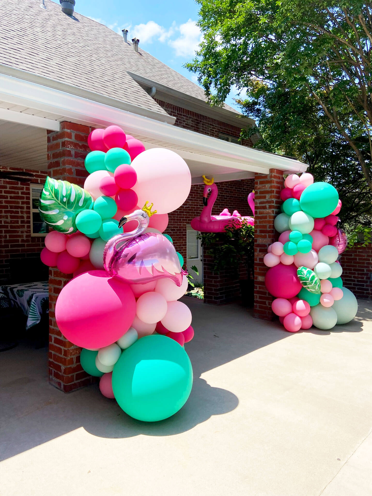 Just Peachy | Custom Birthday Balloon Decor | Little Rock, Arkansas